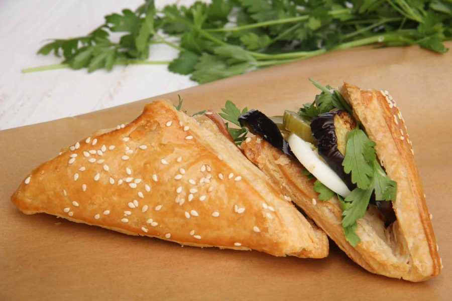 10 Popular Israeli Foods You Must Try